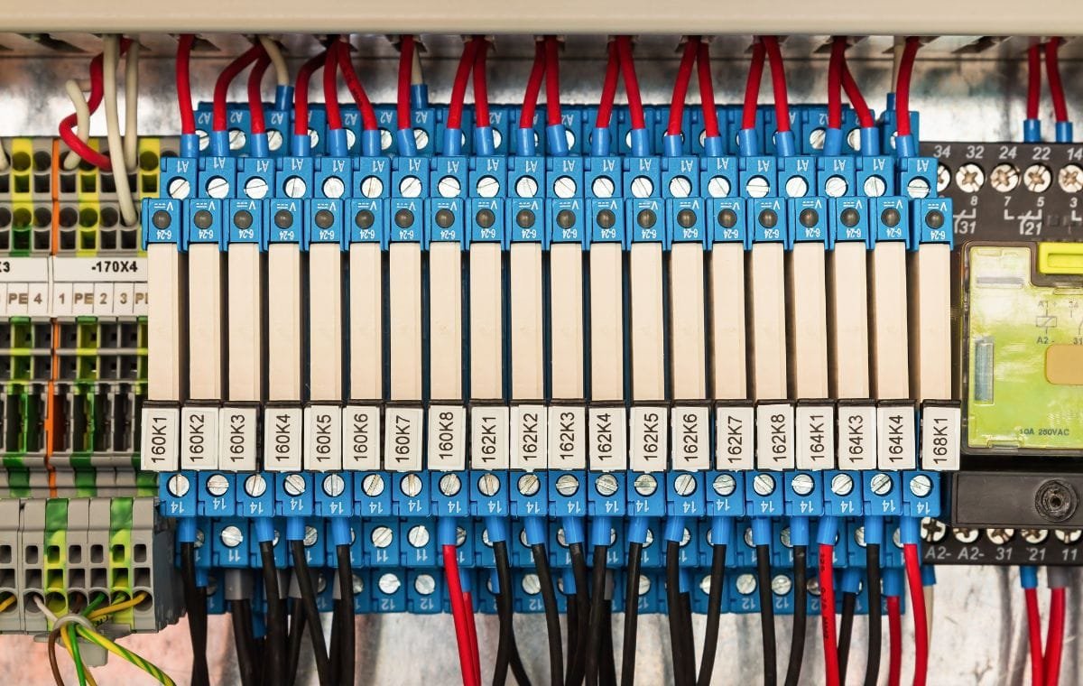 Como Funciona um Relé? Estrutura, Tipos e Aplicações! - Eletronic Lab